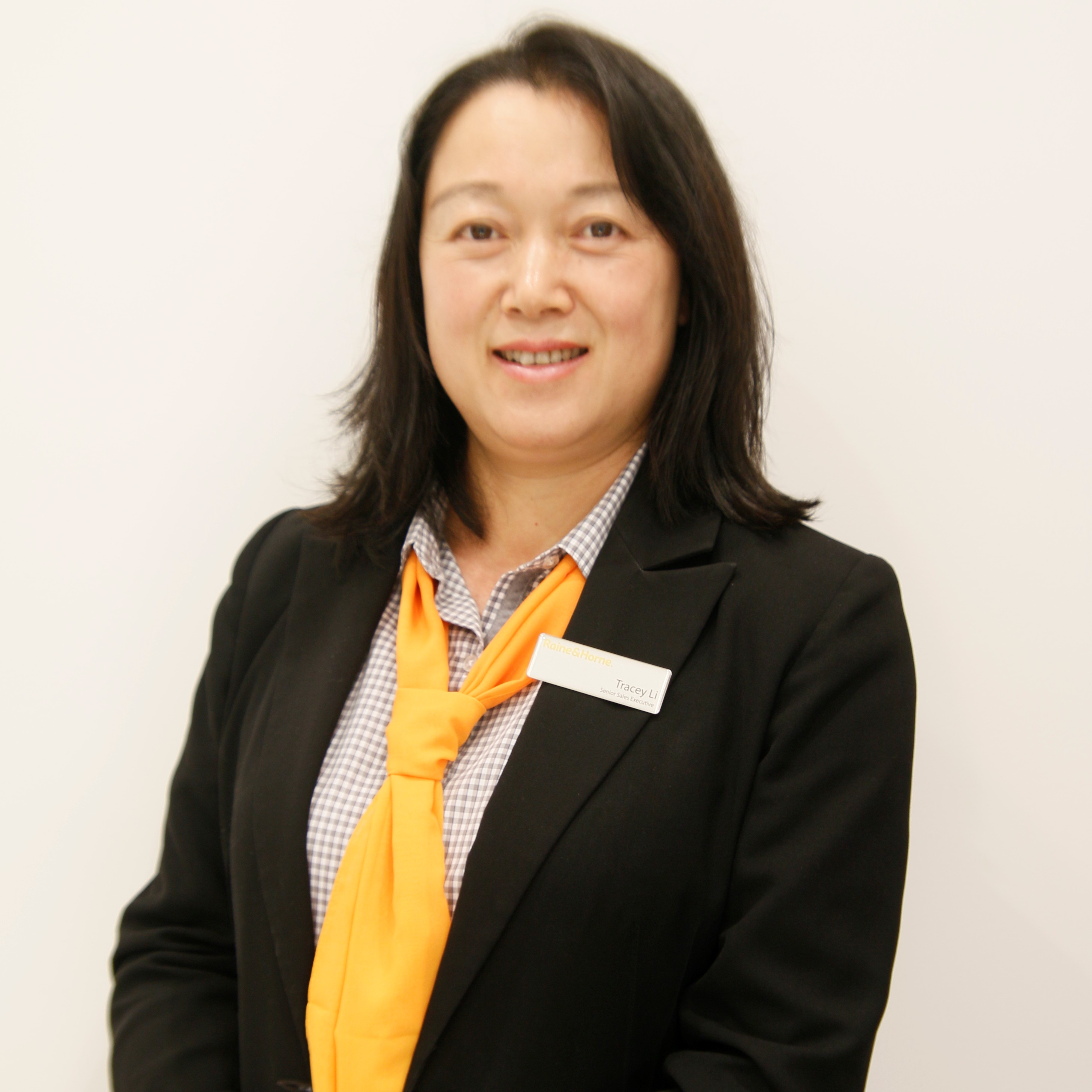 Tracey Li - Senior Sales Executive / Leasing Manager - Raine & Horne ...