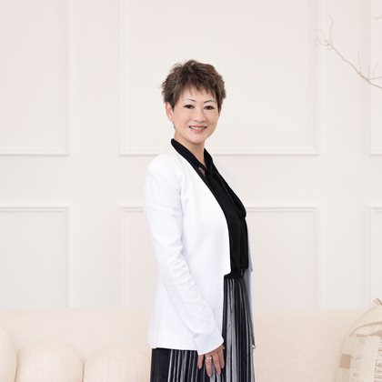 Winnie Cheng - Licensed Real Estate Agent - Raine & Horne Lindfield