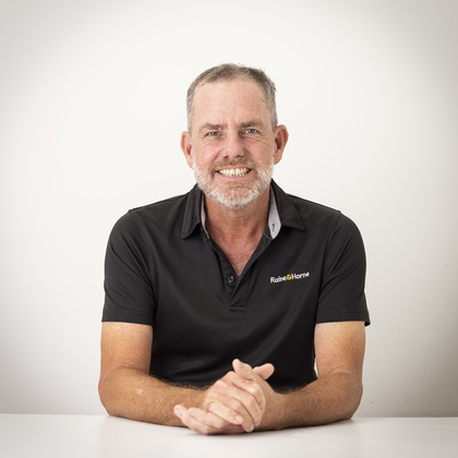 David Cotton - Director/Licensee - Raine & Horne Port Douglas / Mossman